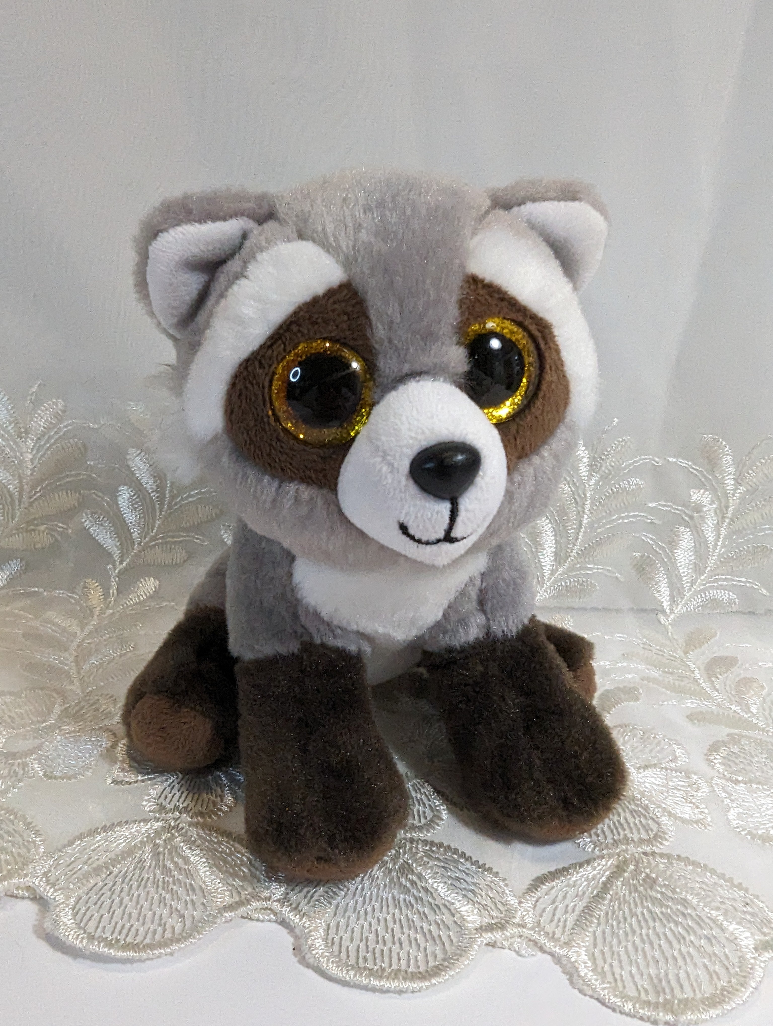 Ty Beanie Baby - Bandit The Raccoon (6in) No Tag – Vintage Beanies Canada
