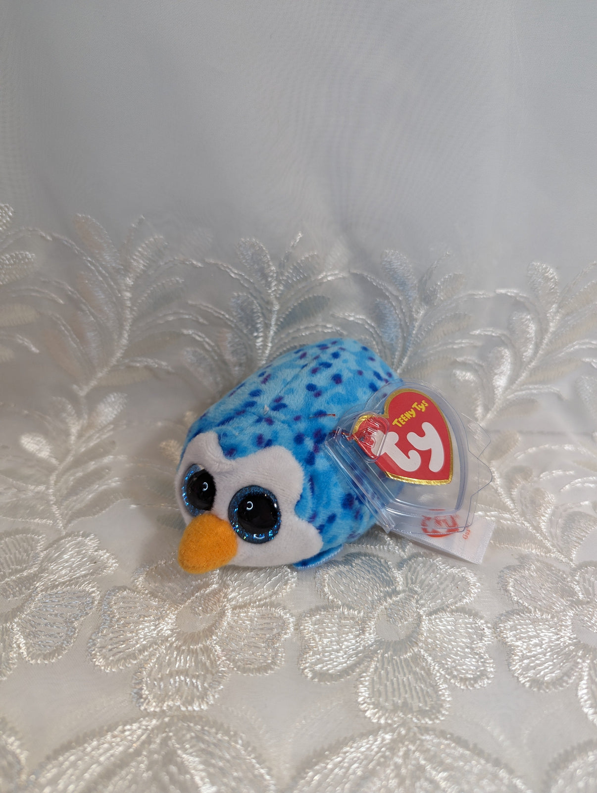 Ty Teeny Tys - Gus the penguin (4in) - Vintage Beanies Canada